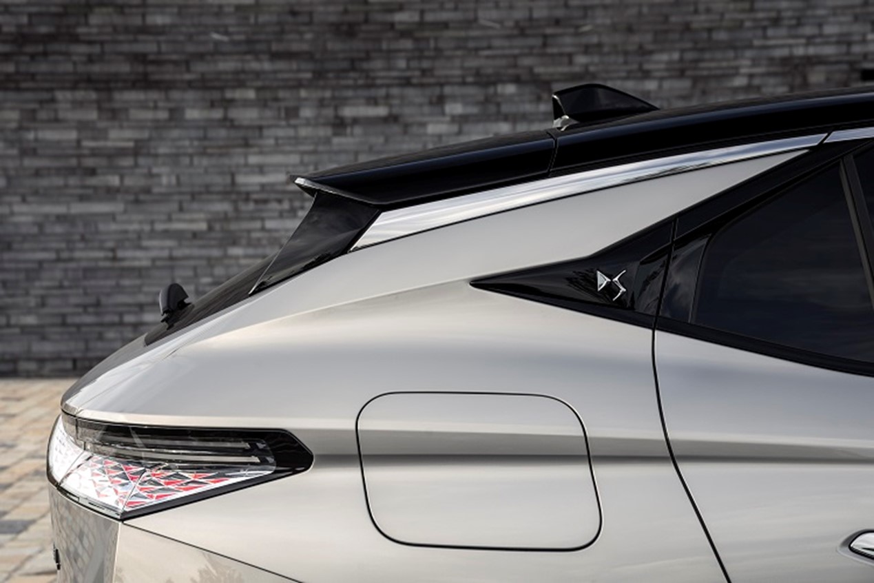 Reinforced plastics deliver performance