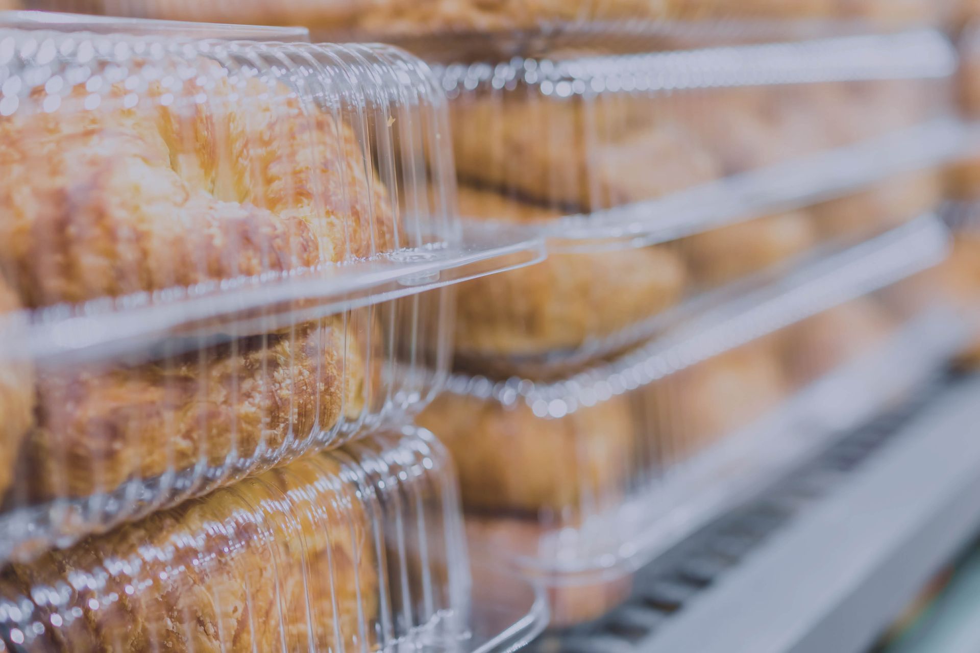 Rigid Packaging - Industries - AMI